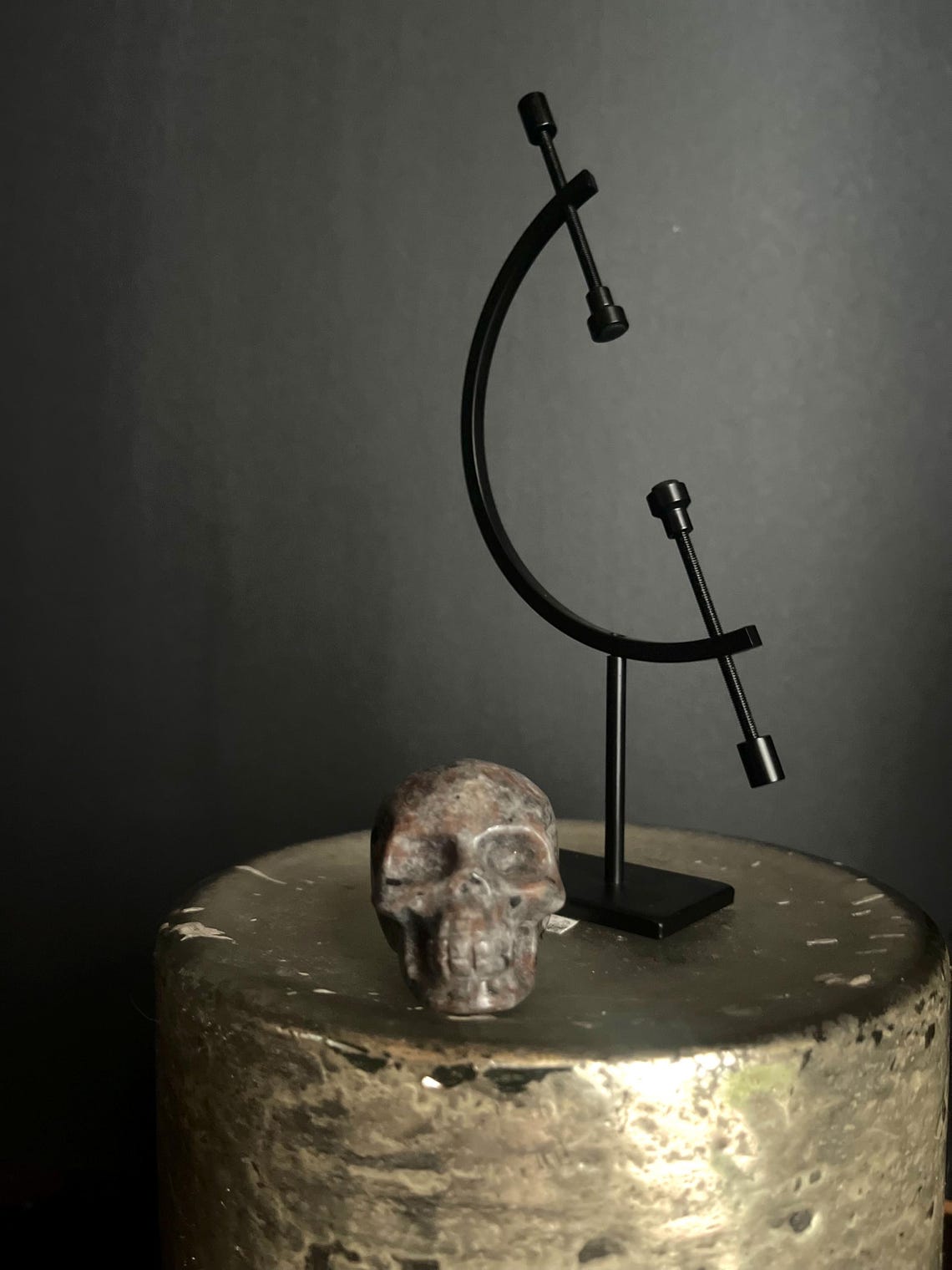 Yooperlite Glow Flame Skull Caliper Display | Gemstone | Home Decor ...