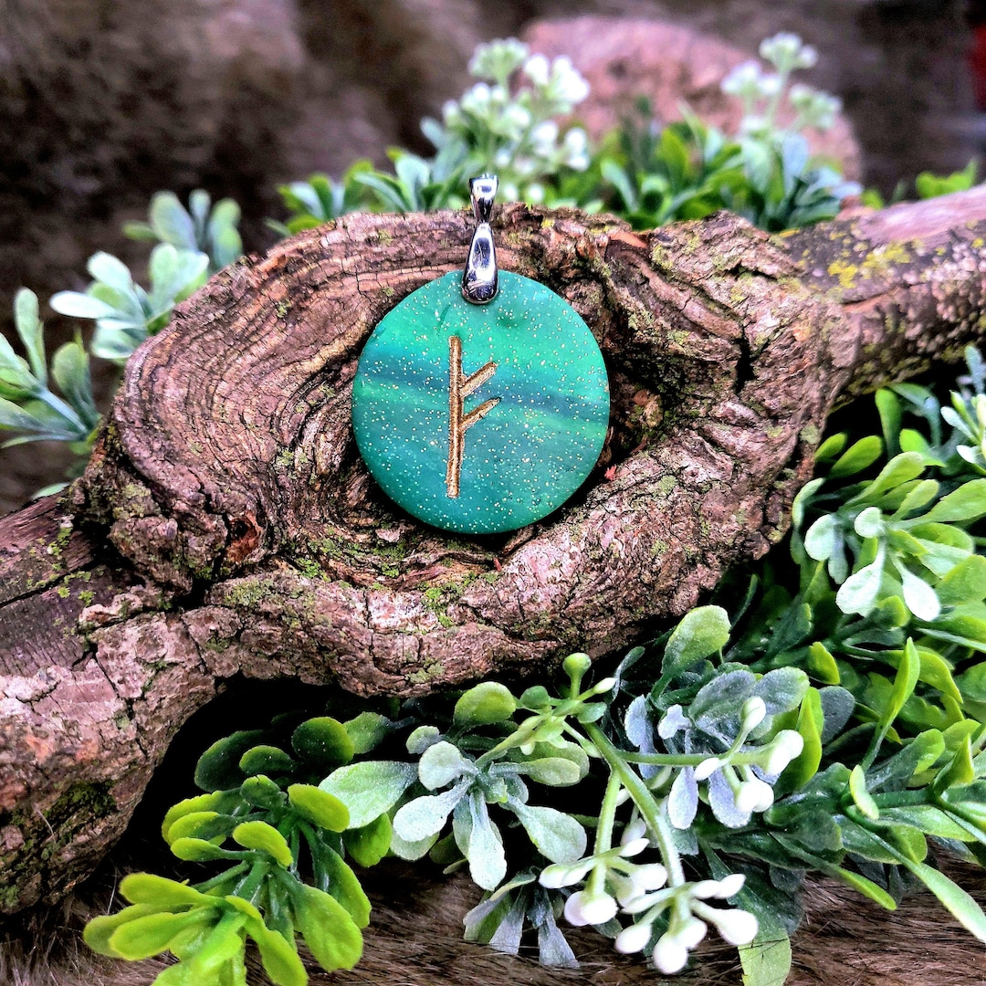 Fehu Norse Rune Pendant | Rune Charm | Wealth Rune | Success, Luck ...