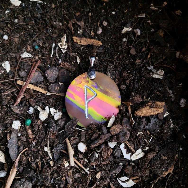 Wunjo Norse Rune Pendant Color Associations Charm Rune - Etsy