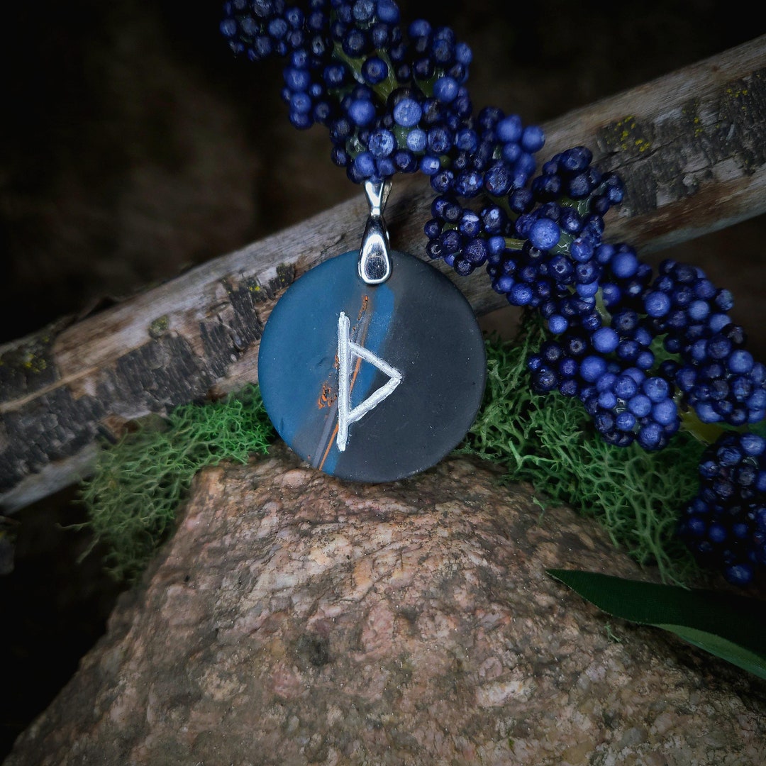 Thurisaz Norse Rune Pendant | Color Associations | Charm | Thor's Rune ...