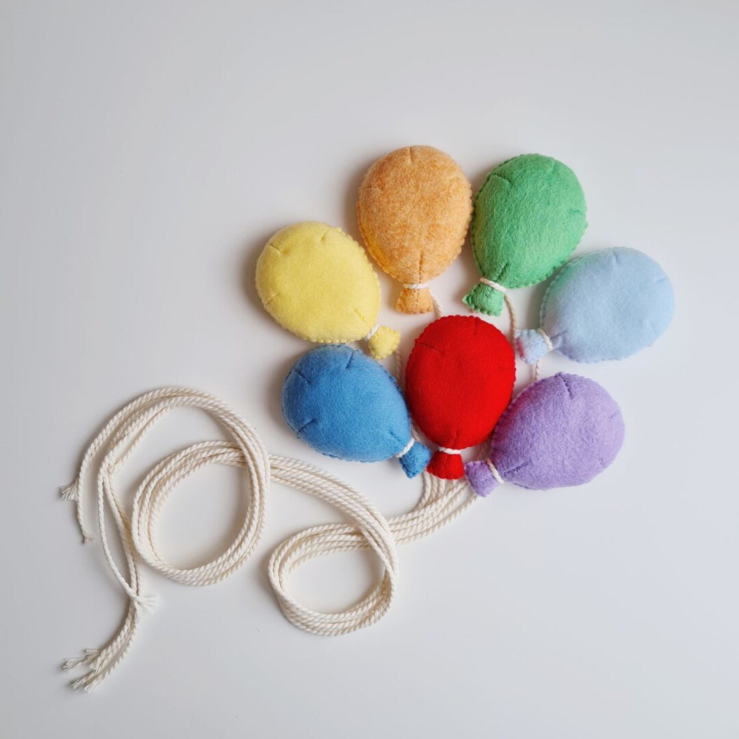 Felt Balloons Set Newborn Photo Props, Balloons Props Newborn, Posing ...