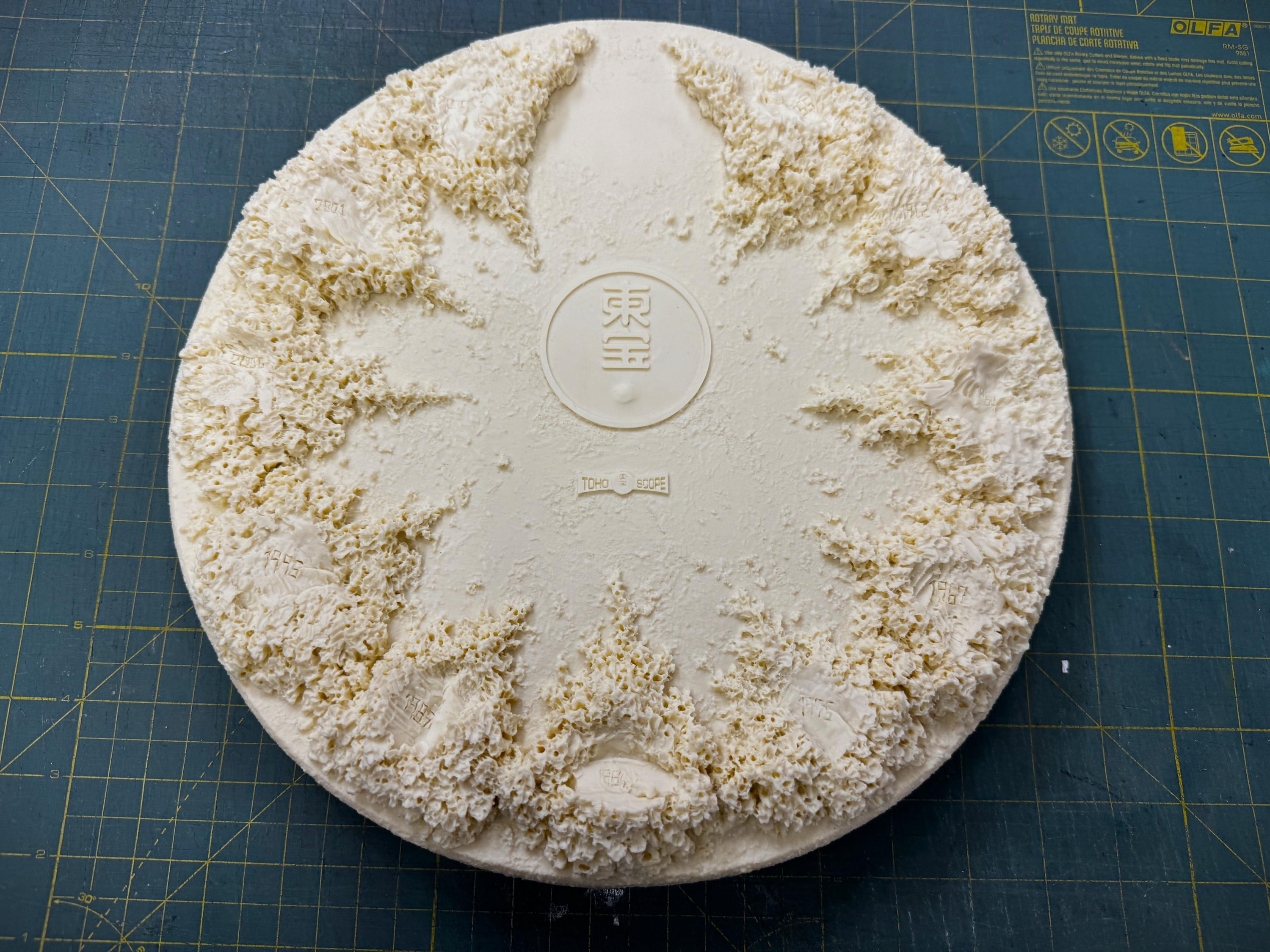 Godzilla Clock Wall Hanger Resin Model Kit Kaibutsu-ya Ryu Oyama 怪物屋 ...