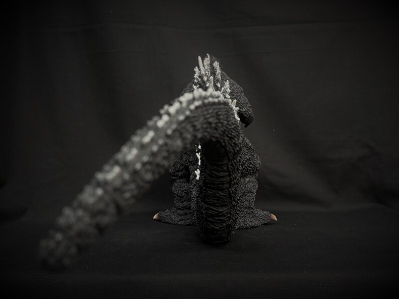 Godzilla 1984 Art Statue one-off Ryu Oyama 84ゴジラ 完成品 - Etsy