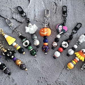 NEW Chunky Beaded Keychains Halloween Inspired Glow Ghost or Skull ...