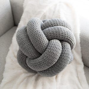 Crochet Knot Pillow PATTERN - Crochet Throw Pillow Pattern - Decorative ...