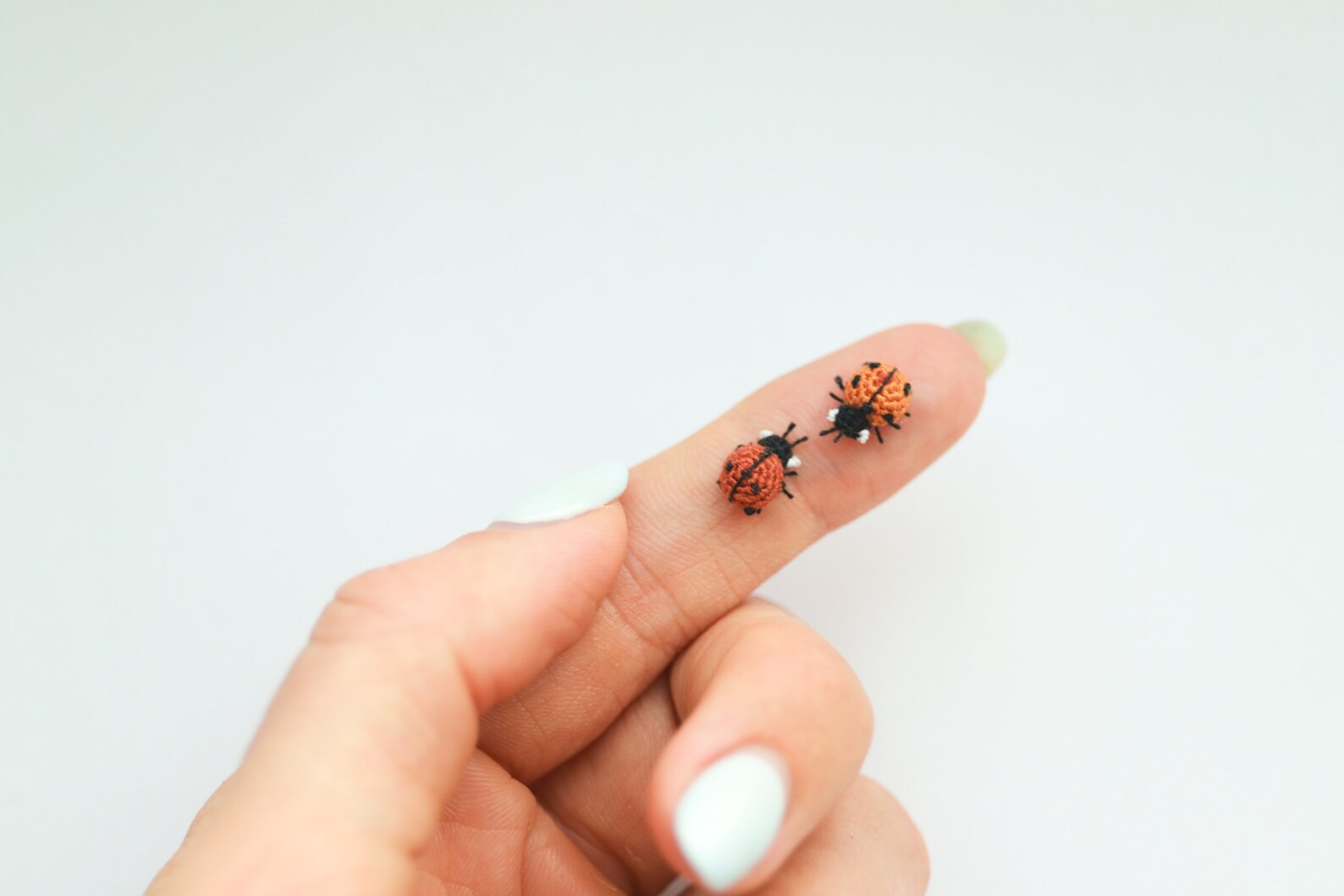 Crochet Pattern Micro Ladybug Amigurumi: Make Your Own Miniature ...