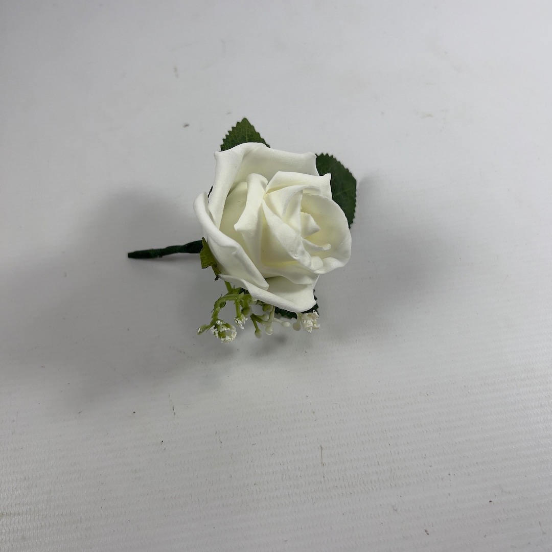 White Buttonholes Pack of 6 Wedding Buttonhole / Boutonniere Wedding ...