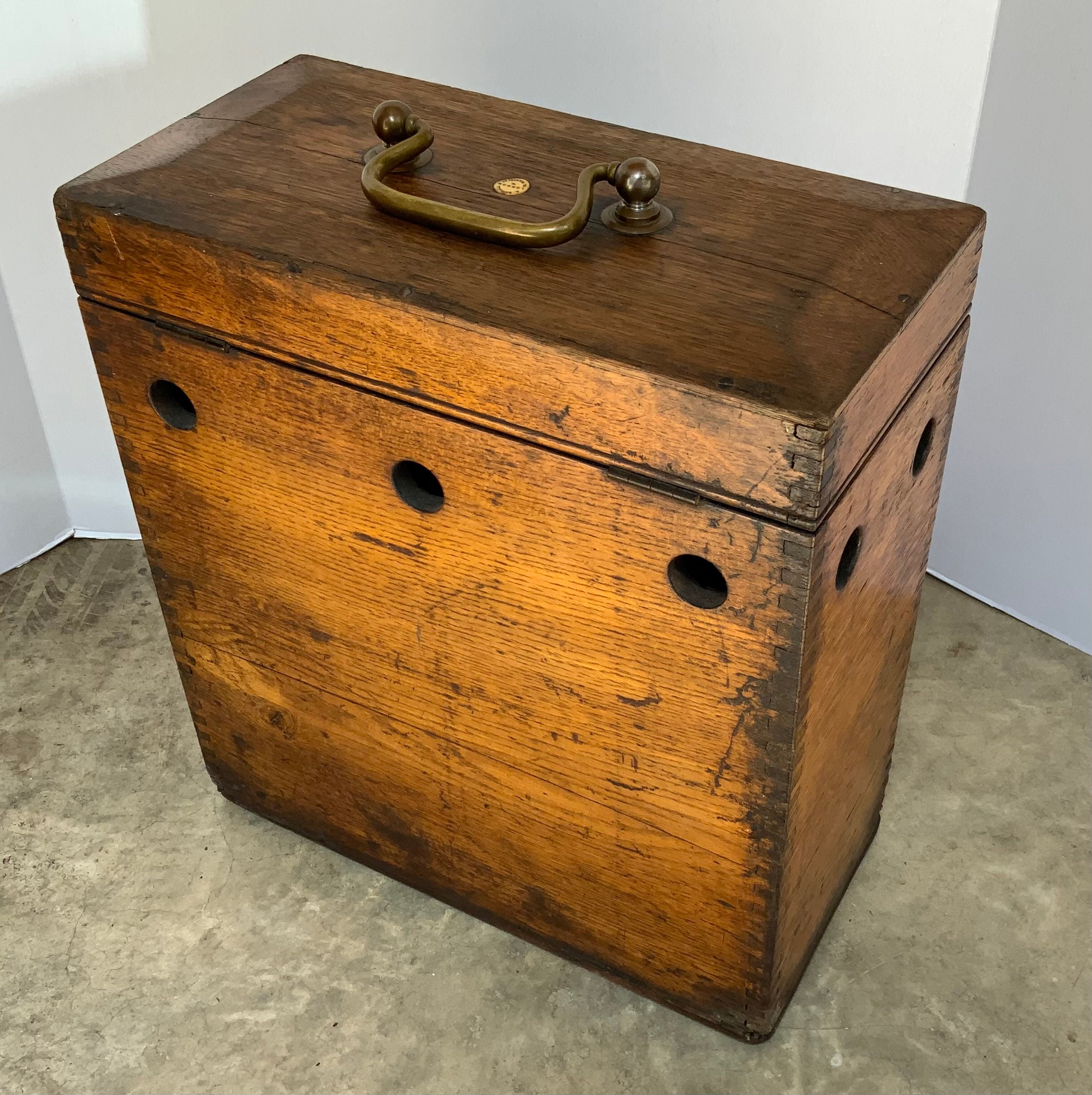 Large Antique Vintage Oak Wooden Box. Top Opens and Has a - Etsy
