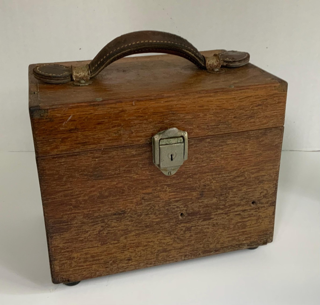 Antique Vintage Wooden Box From the Early 1900's Made by Leeds ...
