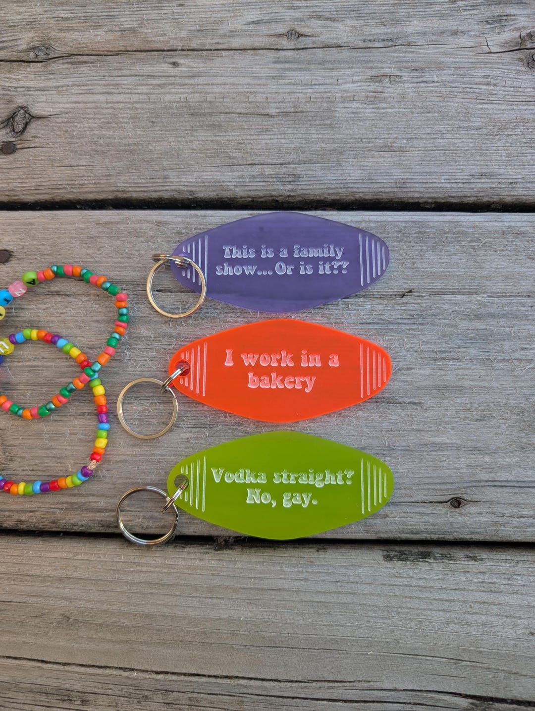 HS Themed Retro Motel Keychains, Acrylic Keychains, Music Keychains ...