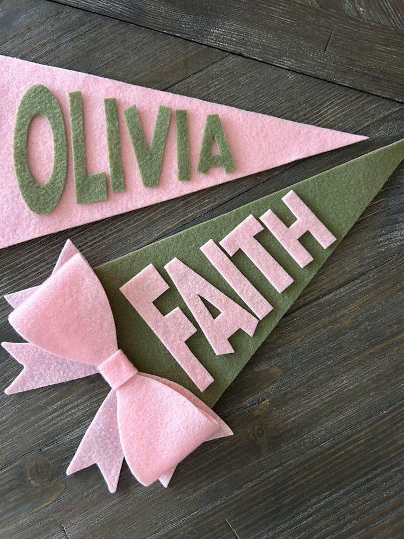 Custom Bow Pennant, Personalized Dorm Decor, Roommate, Door Sign, Grad ...
