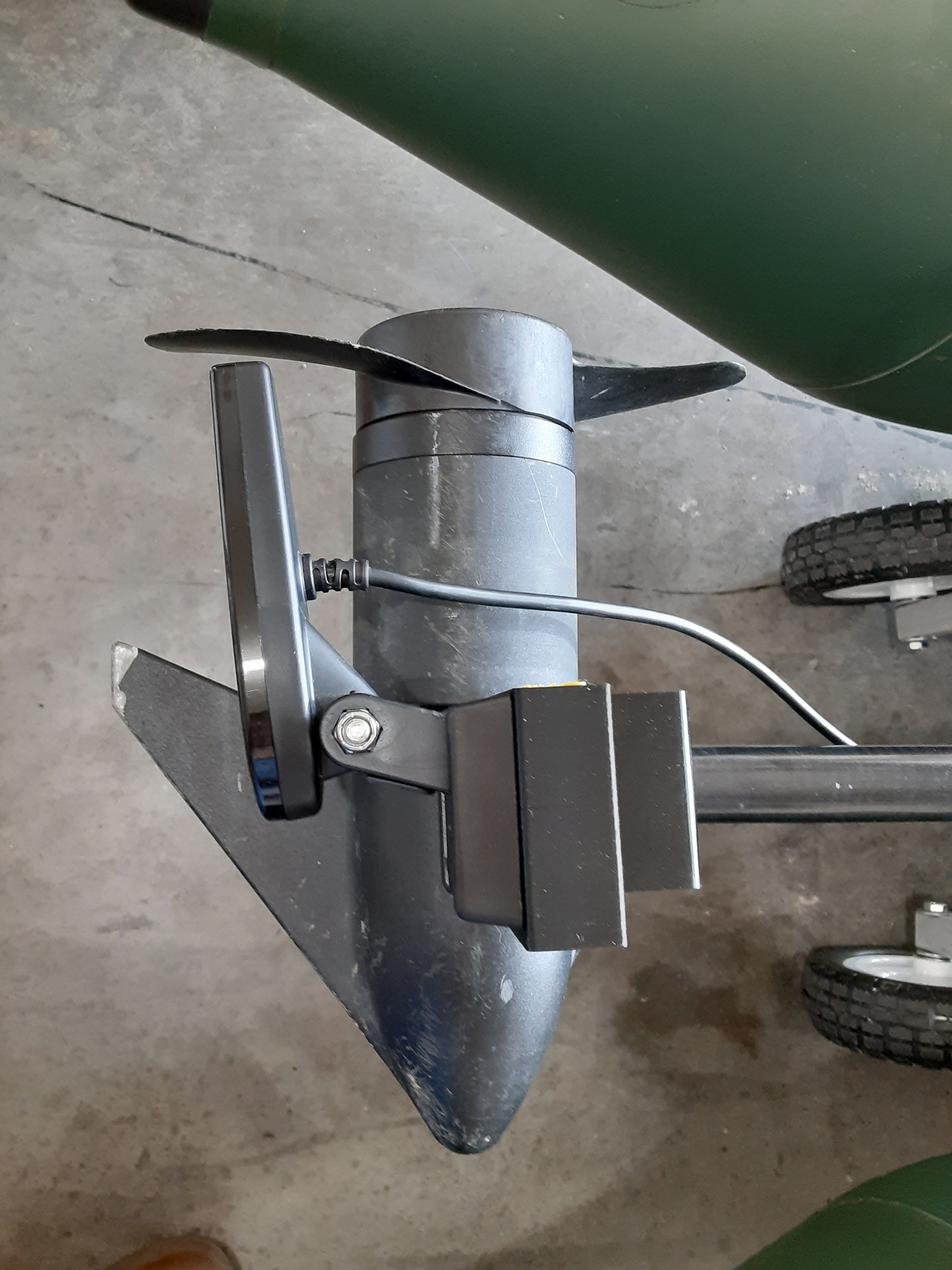 Troll & Find Side Mount Kit for Garmin Striker 4 CV, Vivid 4 CV and ...