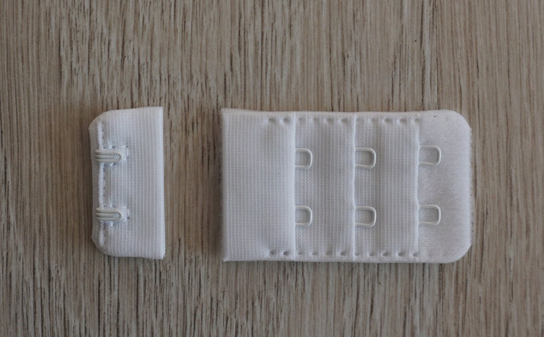White 32mm Hook and Eye Closures - Etsy