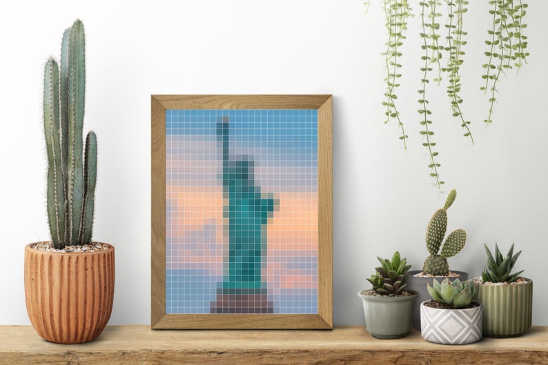 Statue of Liberty Pixel Art, Printable Wall Art, Pixelated New York ...