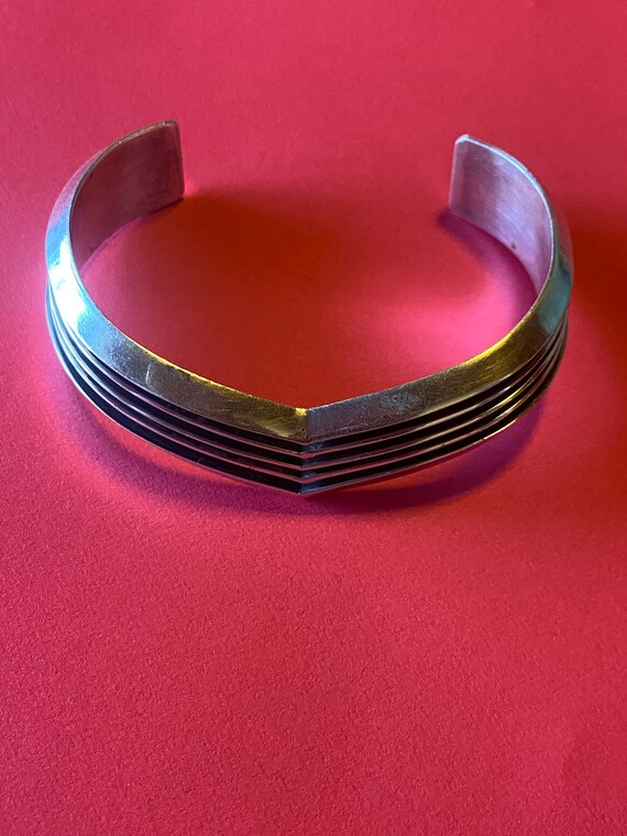 Vintage Tom Hawk Native American cuff bracelet chevro… - Gem