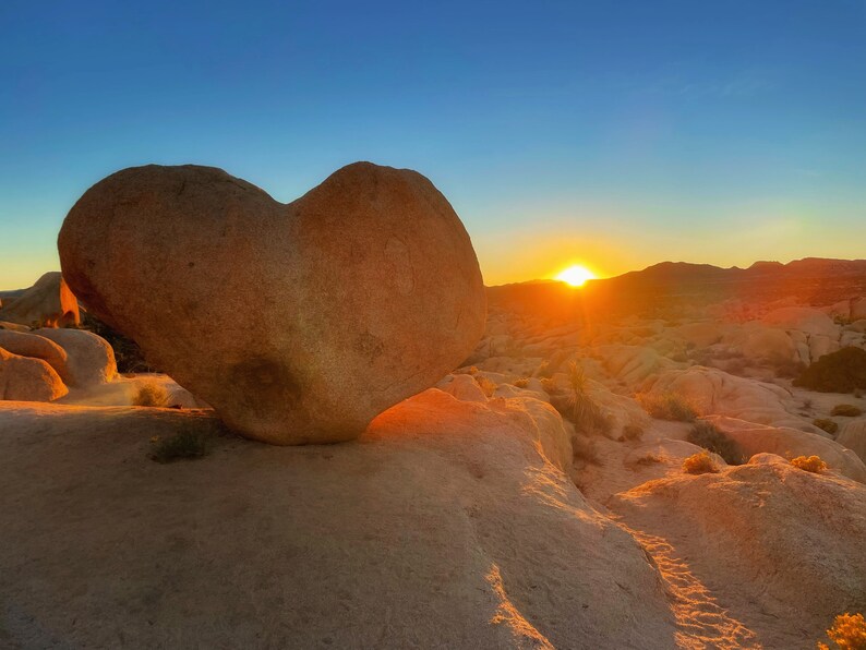 Heart Rock at Joshua Tree - Etsy