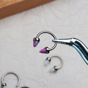 16G Titanium Internally Threaded Opal Spike Horseshoe Ring/ Opal Septum ...