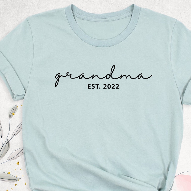 Grandma to Be Shirt - Etsy