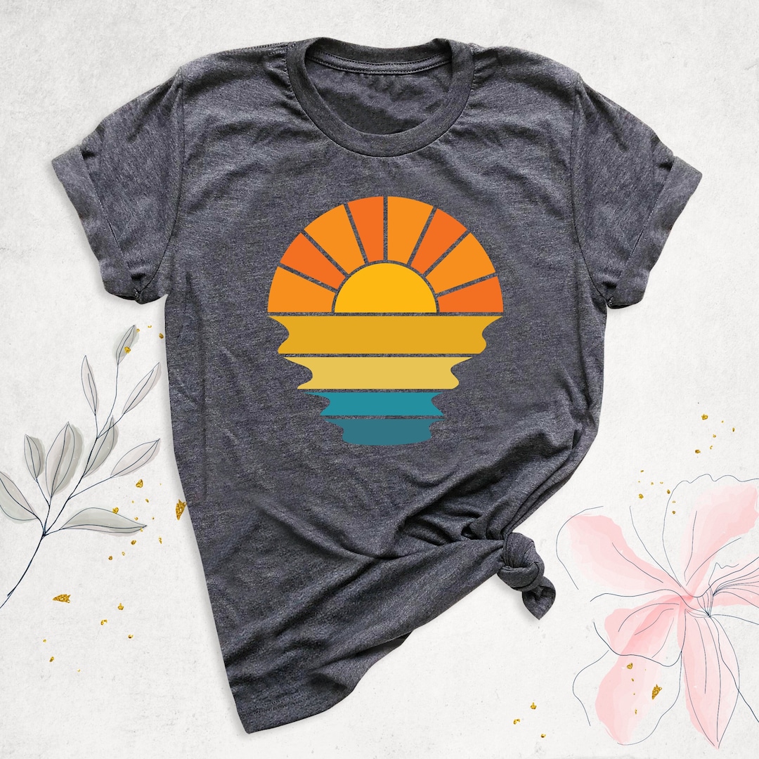 Sun Rays Shirt, Retro Sunset Tshirt, Summer Vacation Shirt, Sunshine ...