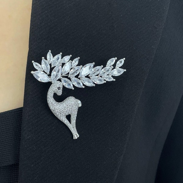 Deer Brooch - Etsy