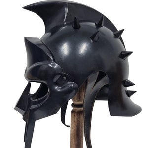 gladiator head