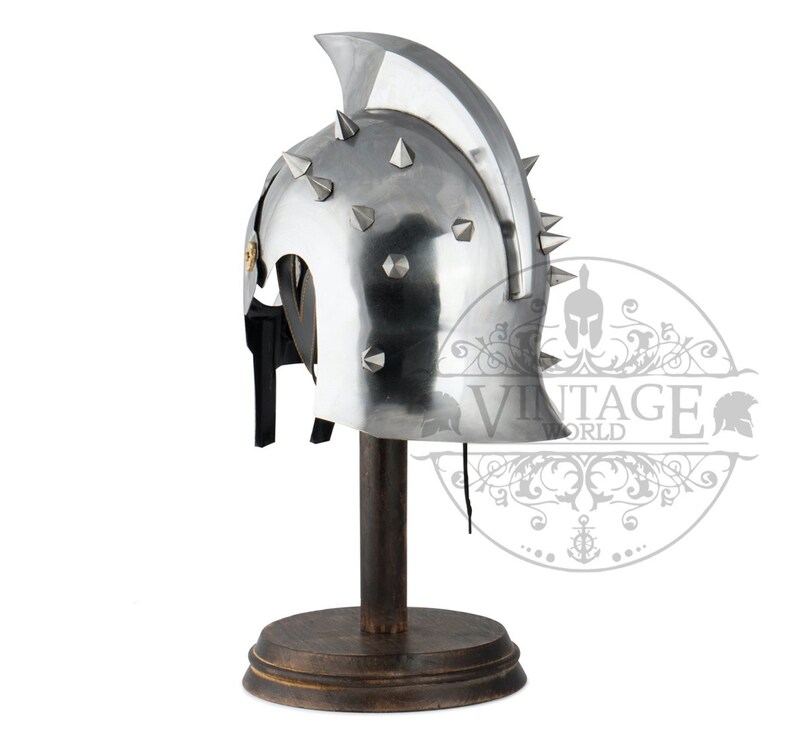 Gladiator Helmet (maximus Decimus Meridius) | Wearable on an Average ...