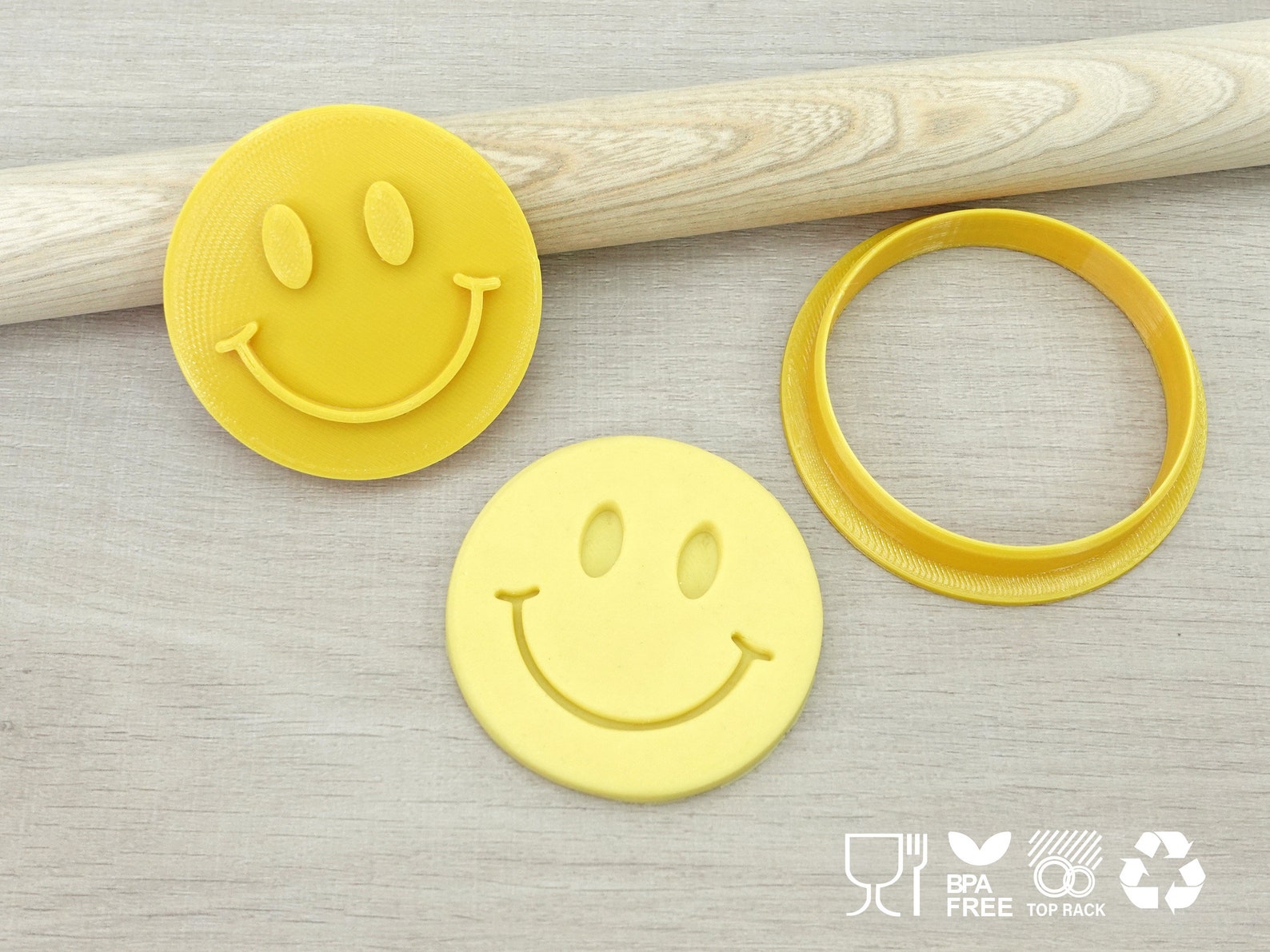 Emoji Face With Smile Cookie Cutter & Fondant Stamp - Etsy