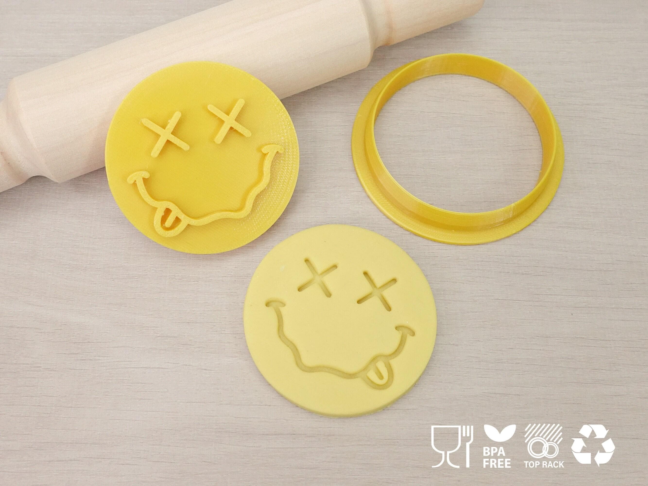 X Eyes Smiling Face Emoji Cookie Cutter & Fondant Stamp - Etsy