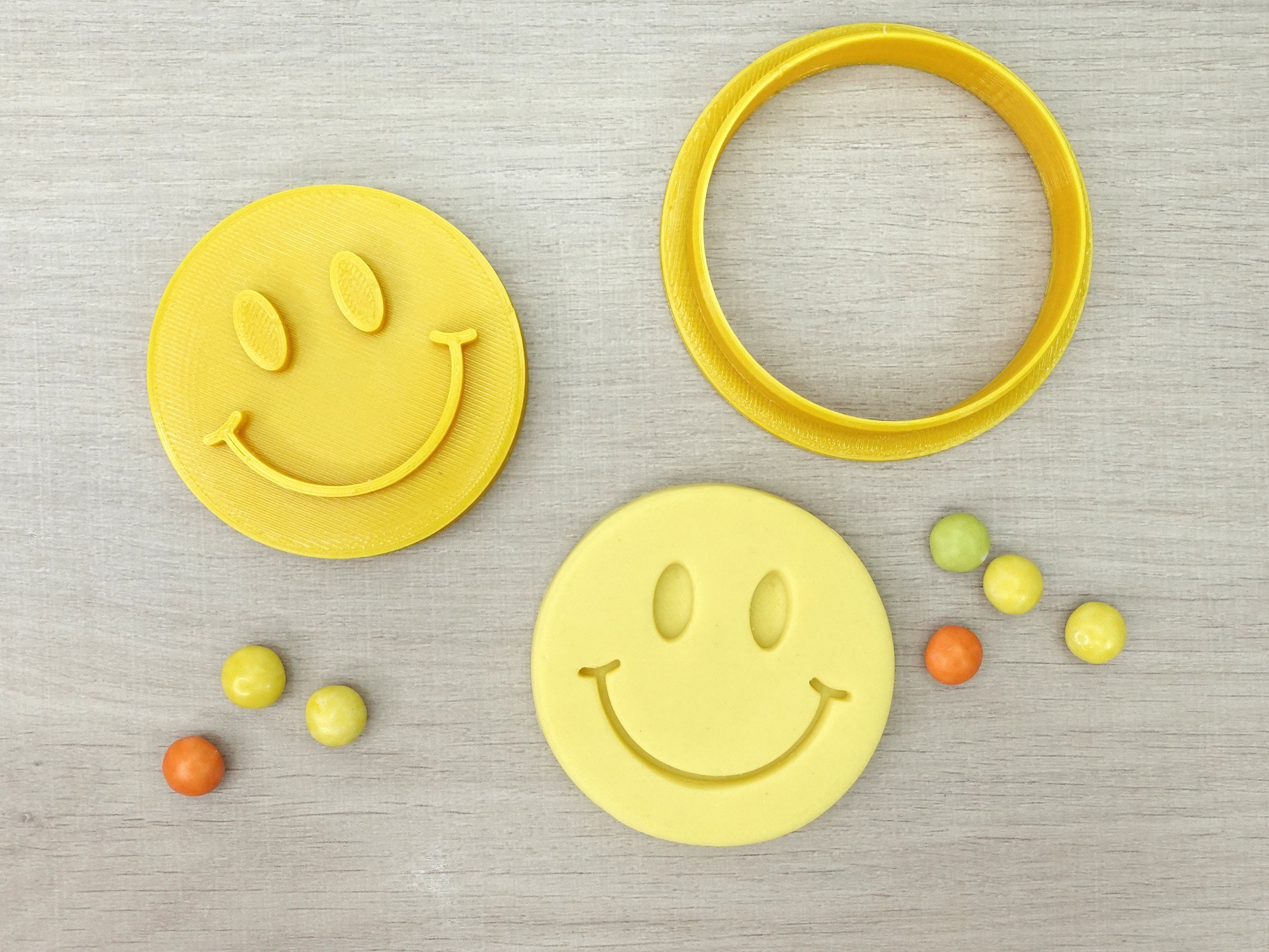 Emoji Face With Smile Cookie Cutter & Fondant Stamp - Etsy