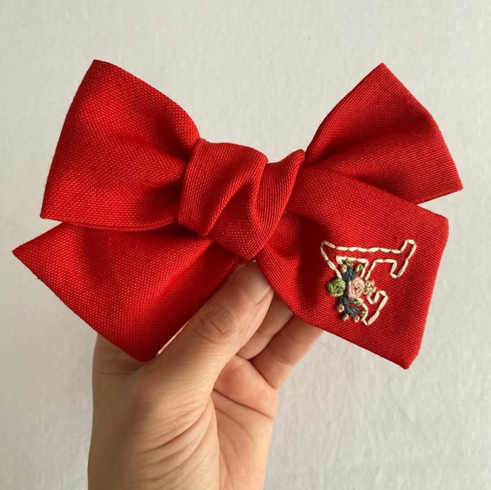 Initial Hand Embroidered Bow Custom Initial Bow Hair Bow - Etsy