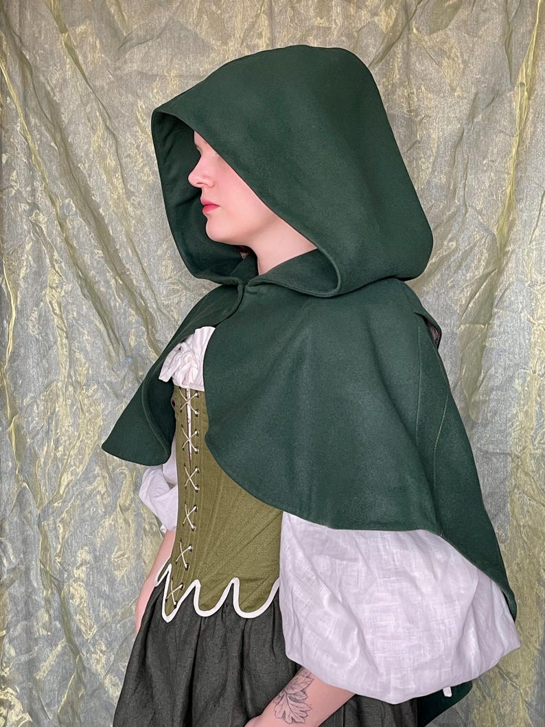 Hooded Cape "mulberry" - Whimsical Woollen Cape - LOTR Inspired Fantasy ...