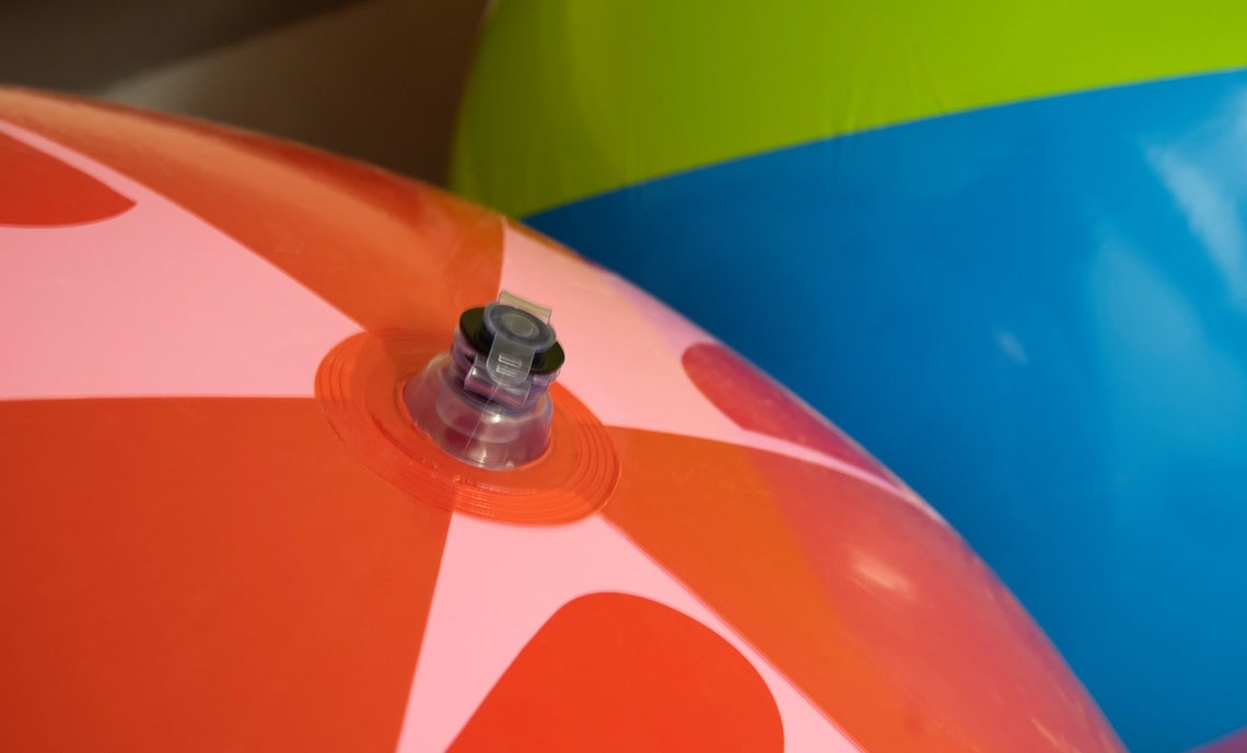 Huge Inflatable Beach Ball 4 Feet 120cm red/pink Hearts Print Big ...