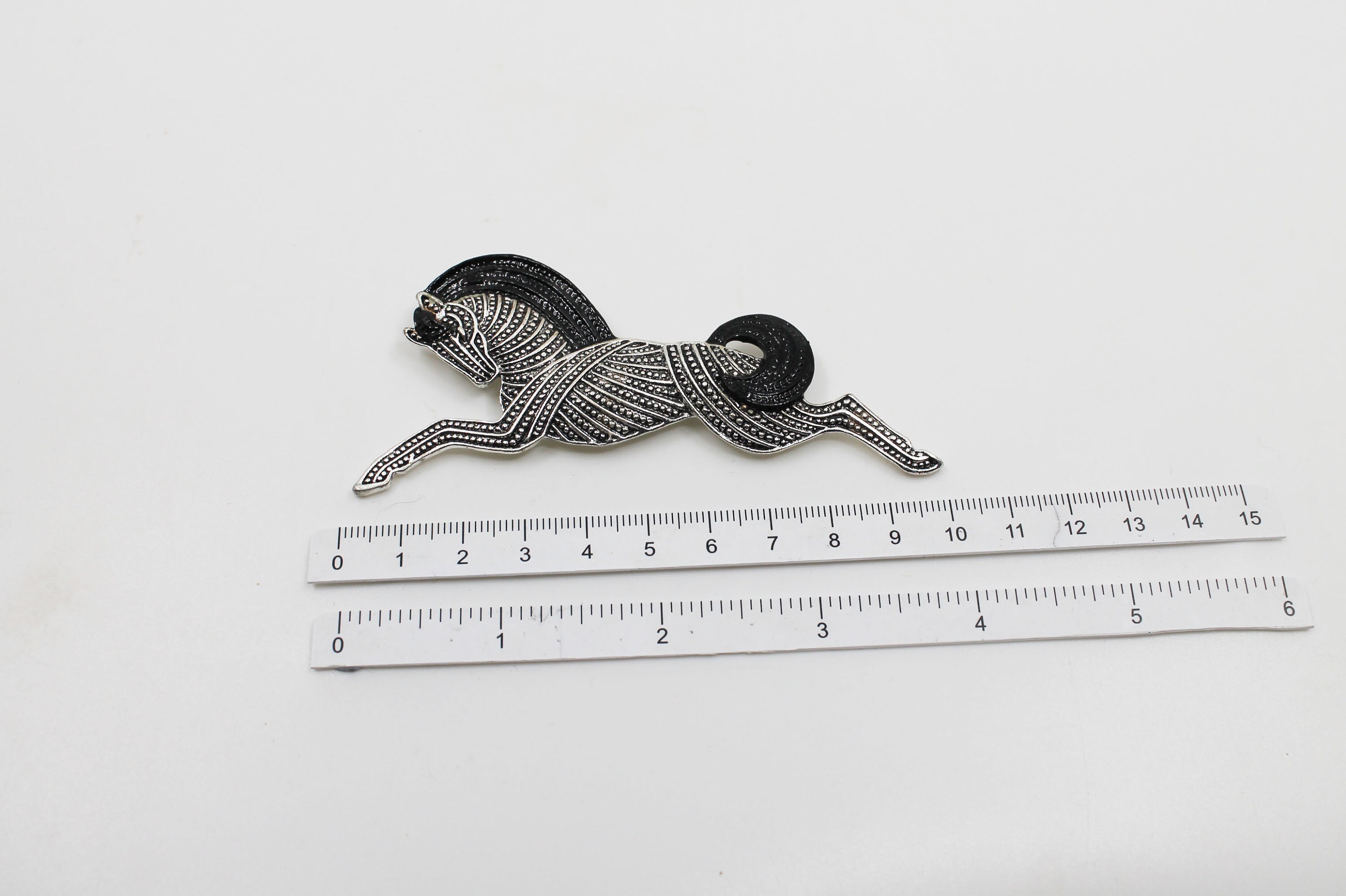 Grande broche cheval broche argentée et noire cheval qui - Etsy France