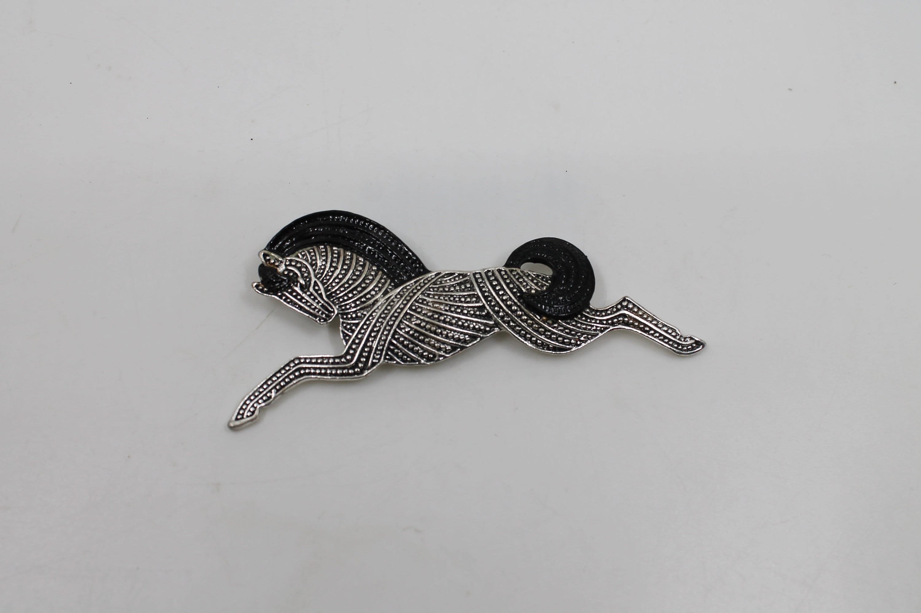 Grande broche cheval, broche argentée et noire, cheval qui court ...