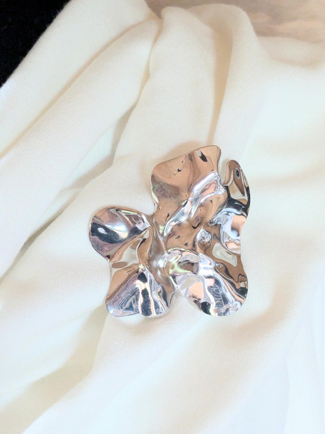Large Crumpled Silver Modern Flower Brooch - Contemporary Pin - Etsy UK