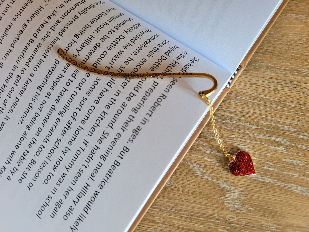Metal Bookmarks Enamel Heart Charm Gold Hook Filigree Detail 6 Designs ...