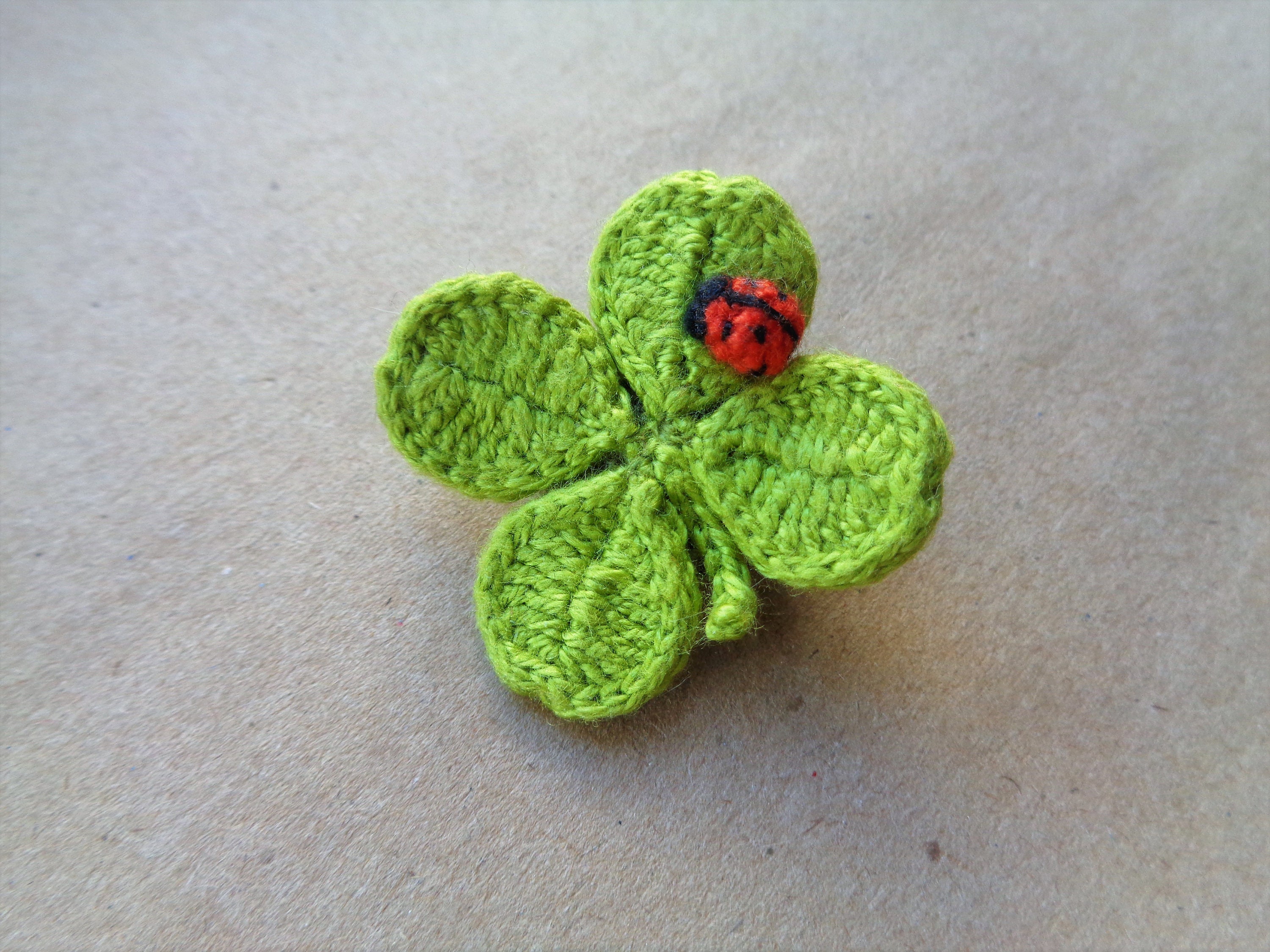 Crochet Pattern Lucky Shamrock Brooch - Etsy