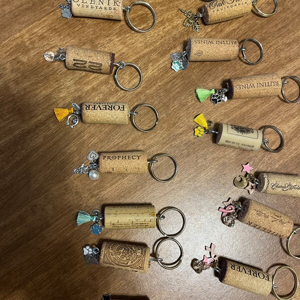 Wine Cork Keychain - Etsy