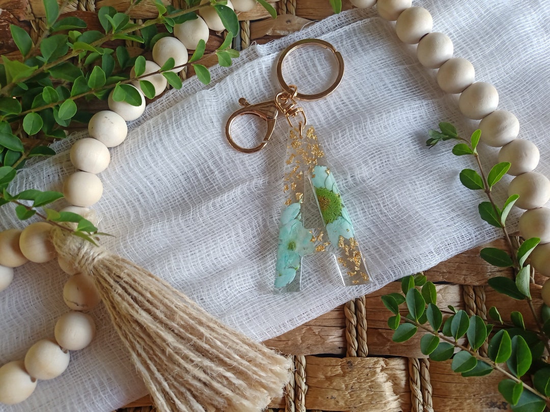 Pressed Flower Keychains, Flower Keychains, Keychains, Resin Letter ...