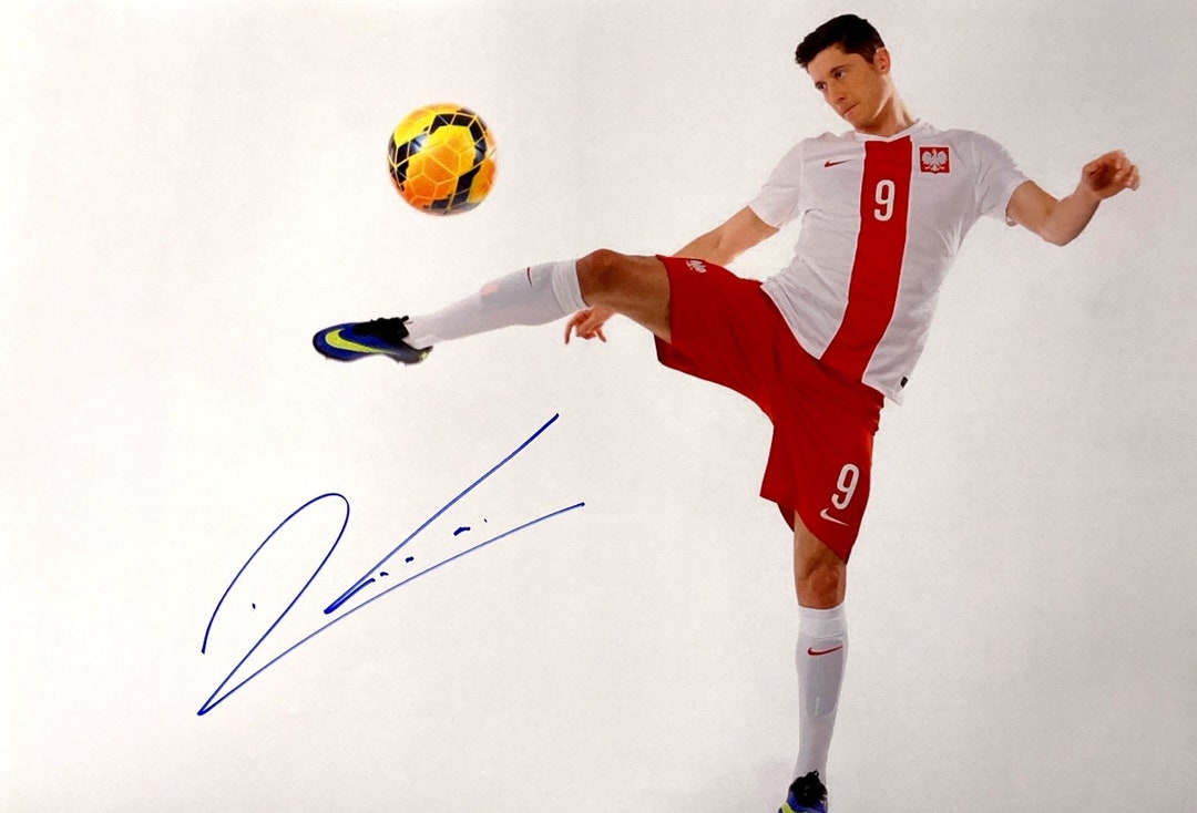 Autograph Signed Robert Lewandowski Photo COA - Etsy