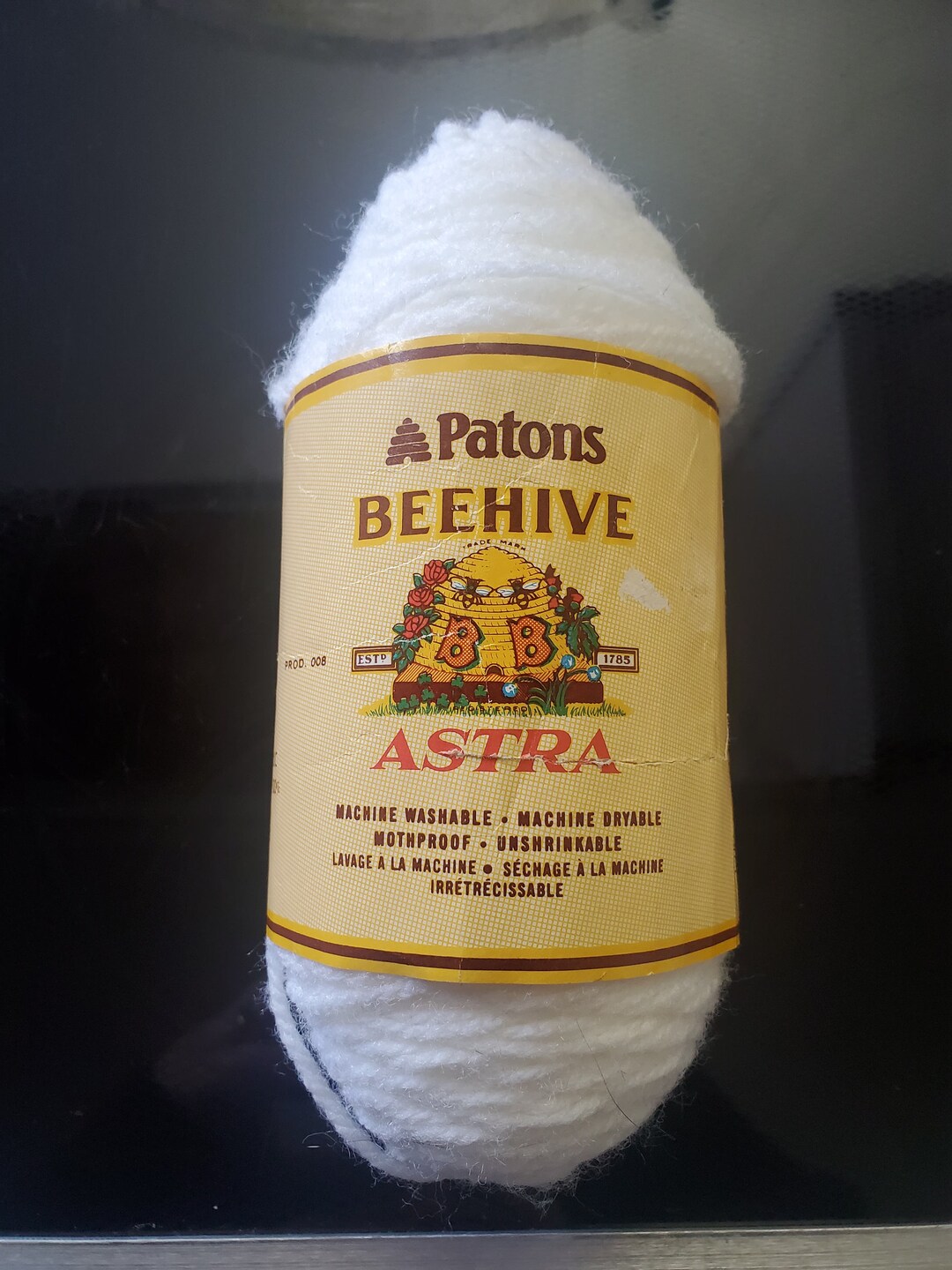 Vintage Patons Beehive Astra 50g Yarn Skein With Original Yellow Label ...