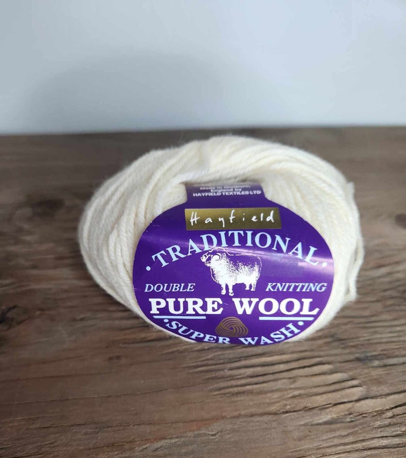 Hayfield Traditional Double Knitting Pure Wool 50g Ball Oatmeal/ivory ...