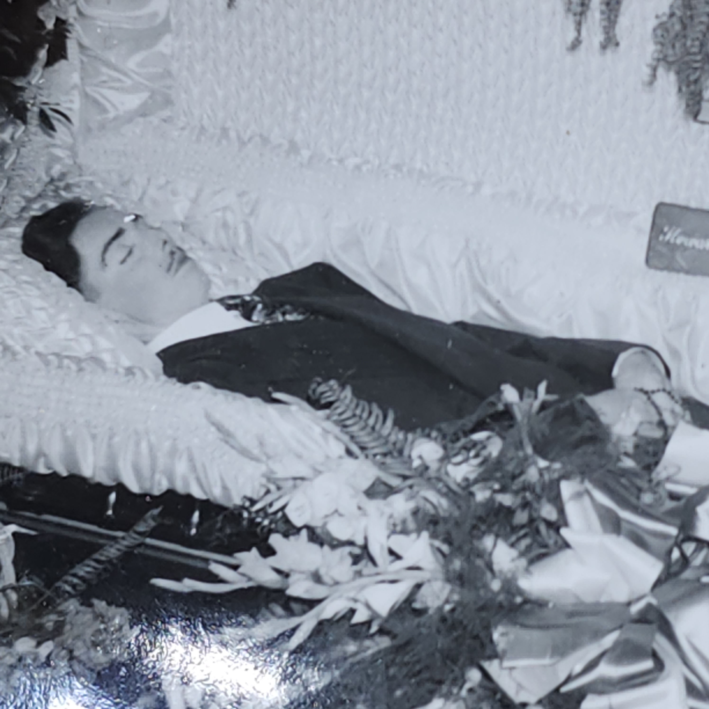 Vintage Post-mortem Black & White Photograph of Man in Casket Howard ...