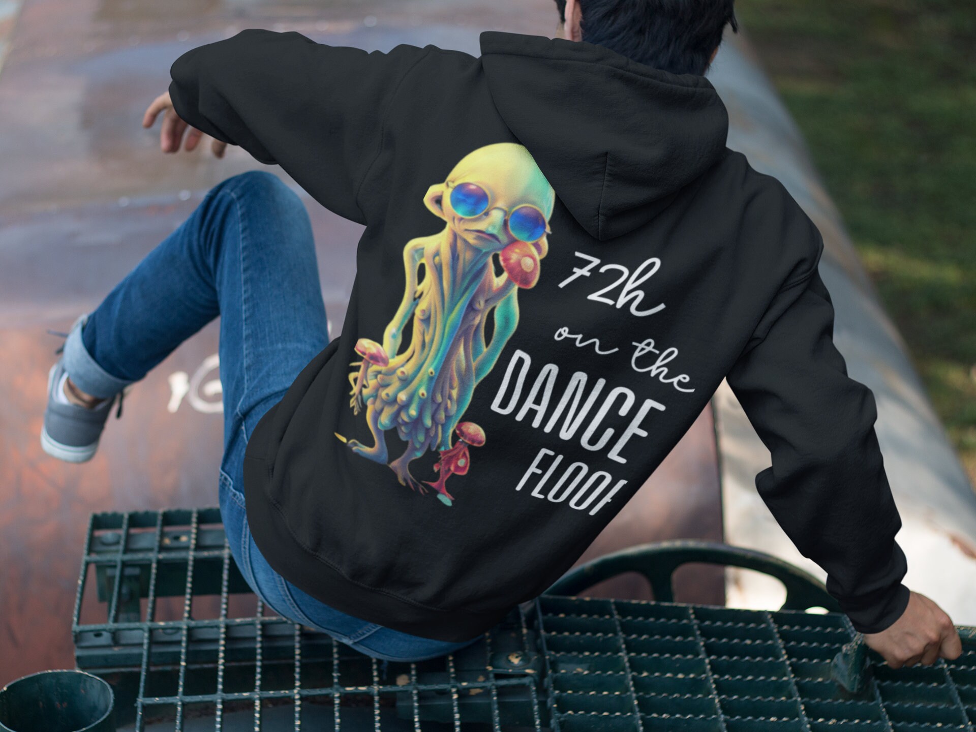 Techno Outfit Hoodie 72H on the Dancefloor Catsondrugs.com Techno Party ...