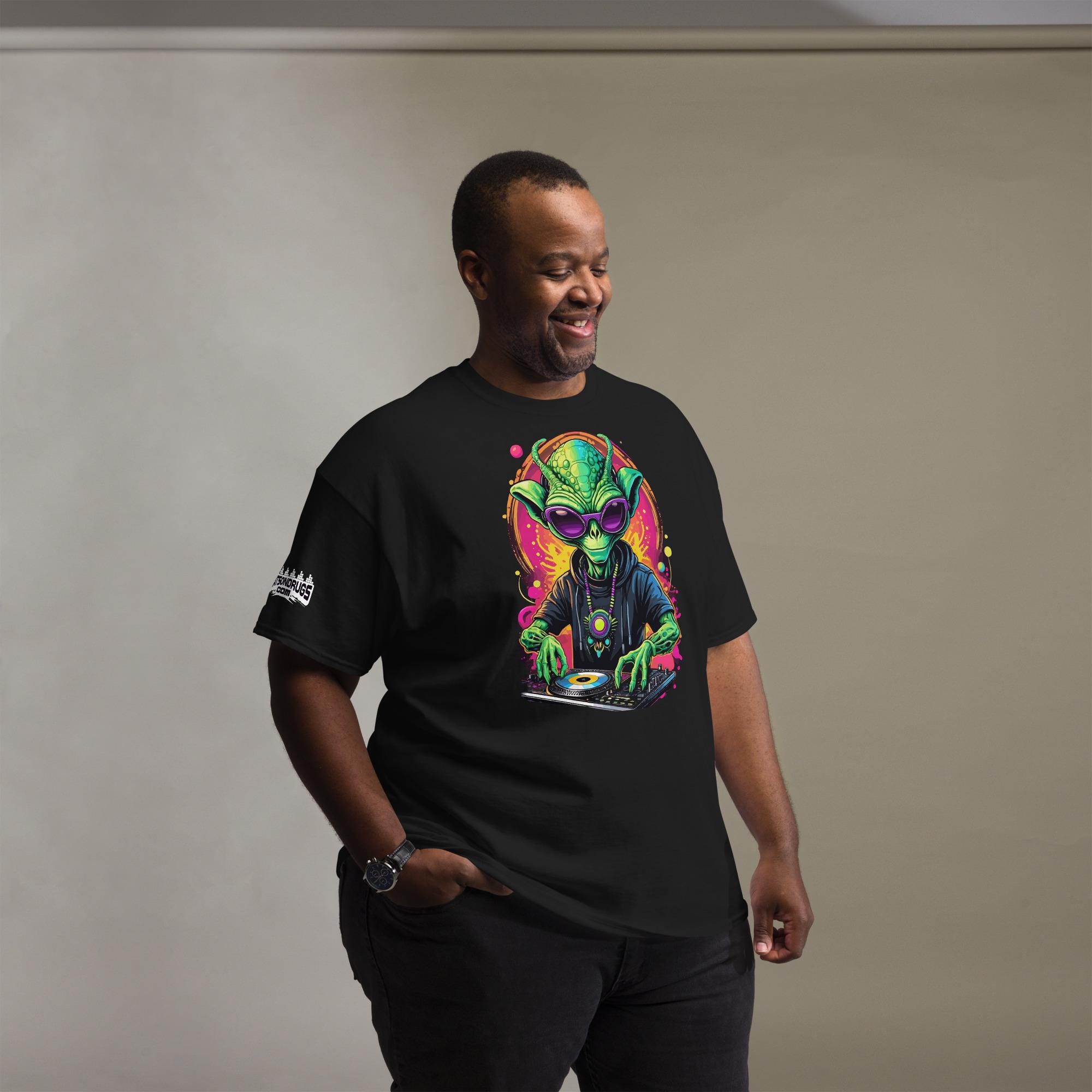 Psychedelic Outfit | Psychedelic T-shirt | Psychedelic DJ Alien ...
