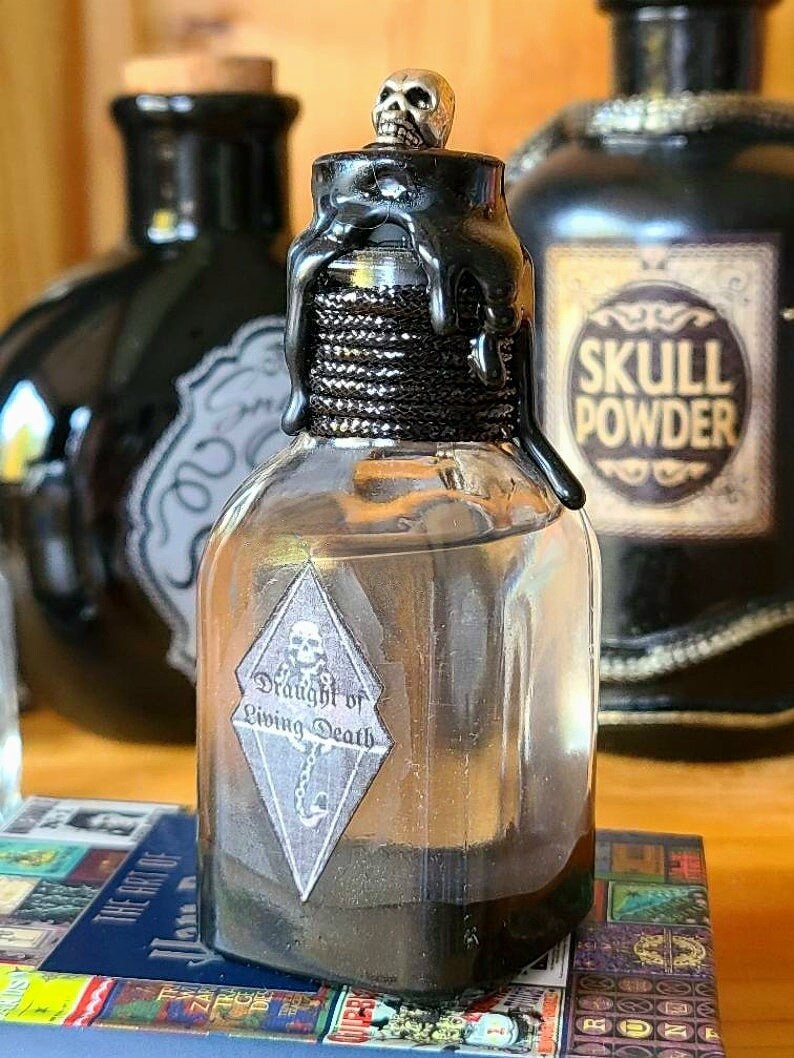 Harry Potter...draught of Living Death...potions Class..props & Potions ...