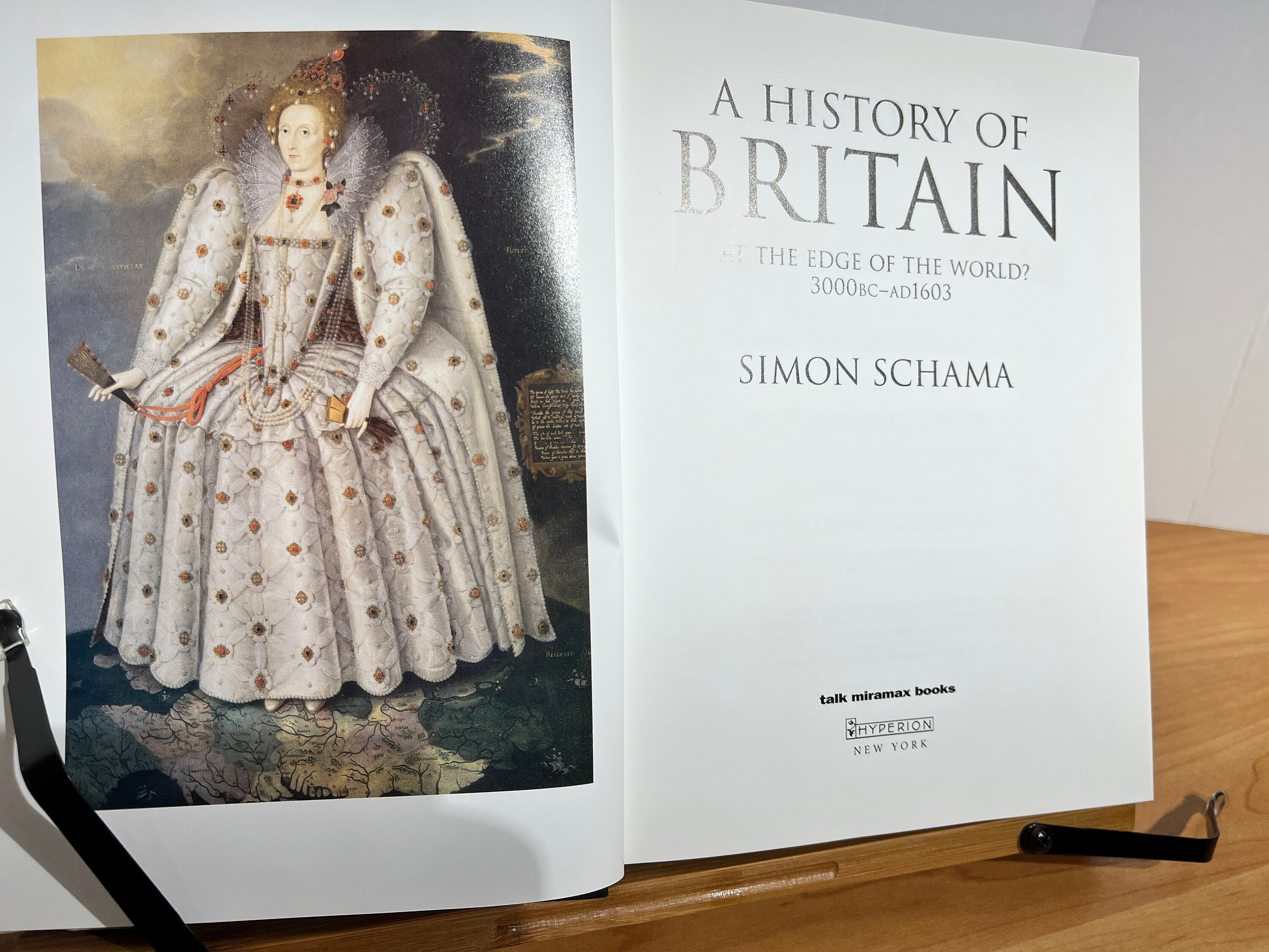A History of Britain: at the Edge of the World 3000 BC-AD 1603 by Simon ...