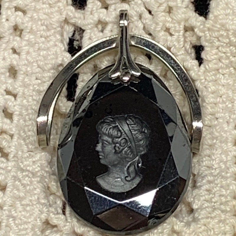 Black Cameo Jewelry - Etsy