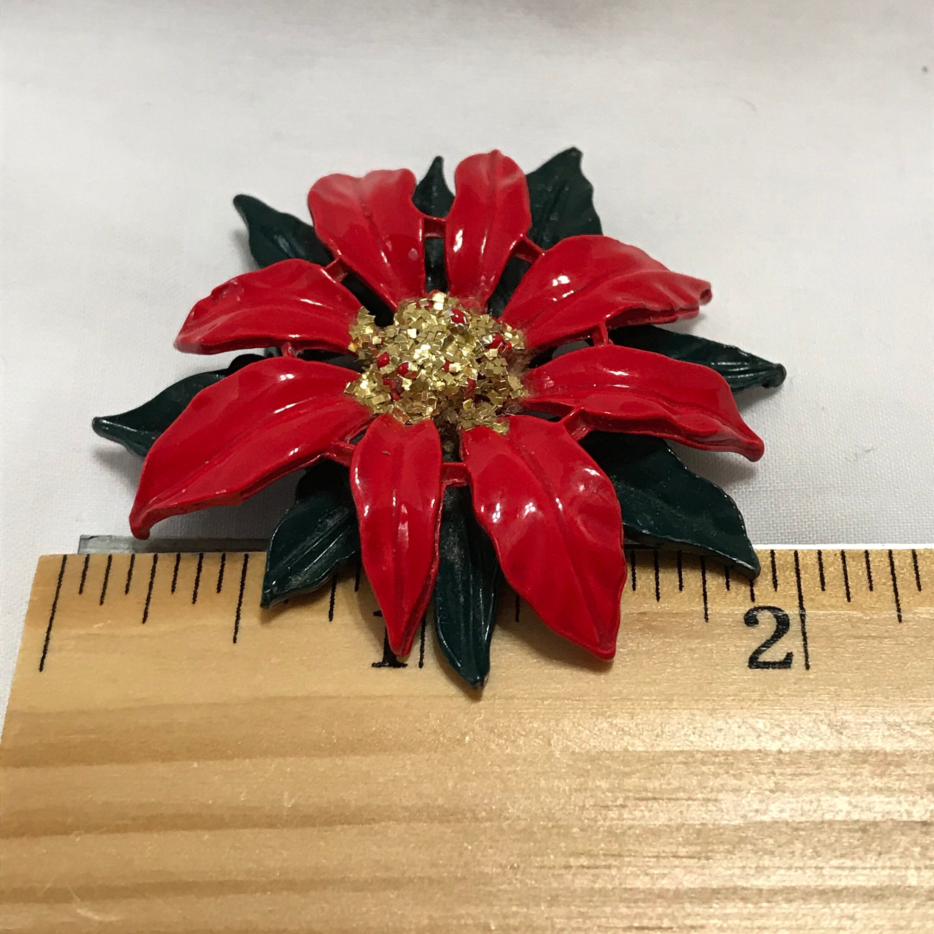 Vintage Enamel Poinsettia Christmas Brooch Pin Red and Green - Etsy
