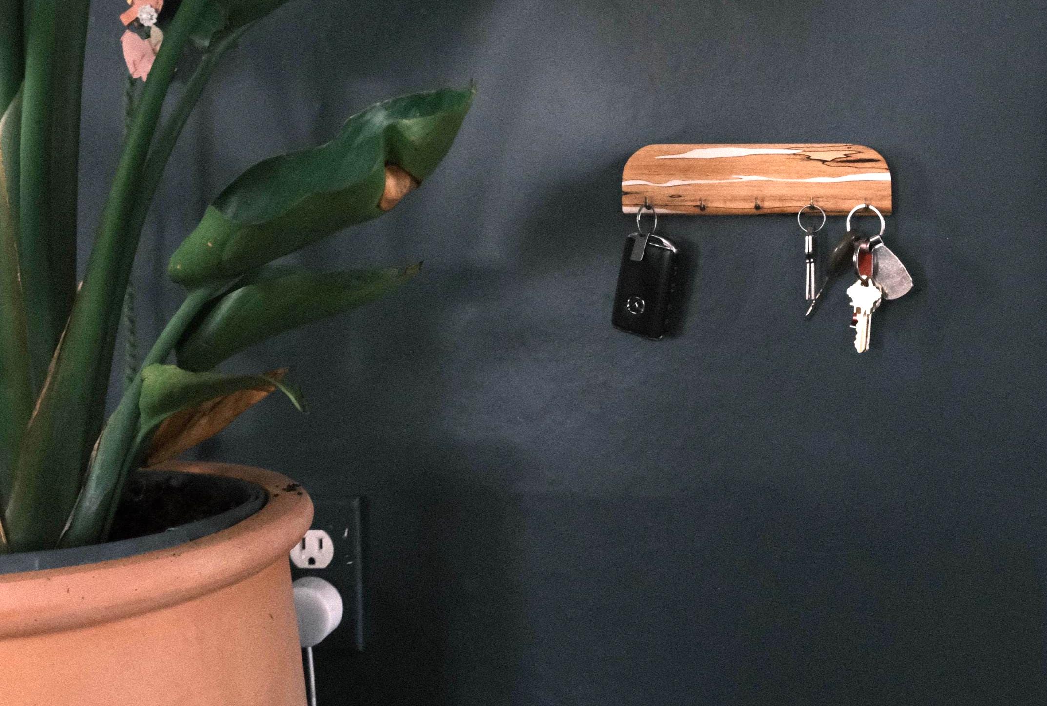 Modern Minimalist Key Rack With Warm Organic Resin Accents, Entryway ...